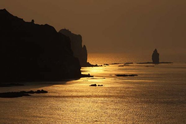 Cape Kamui and Kamui Rock – Shakotan Tourism Association